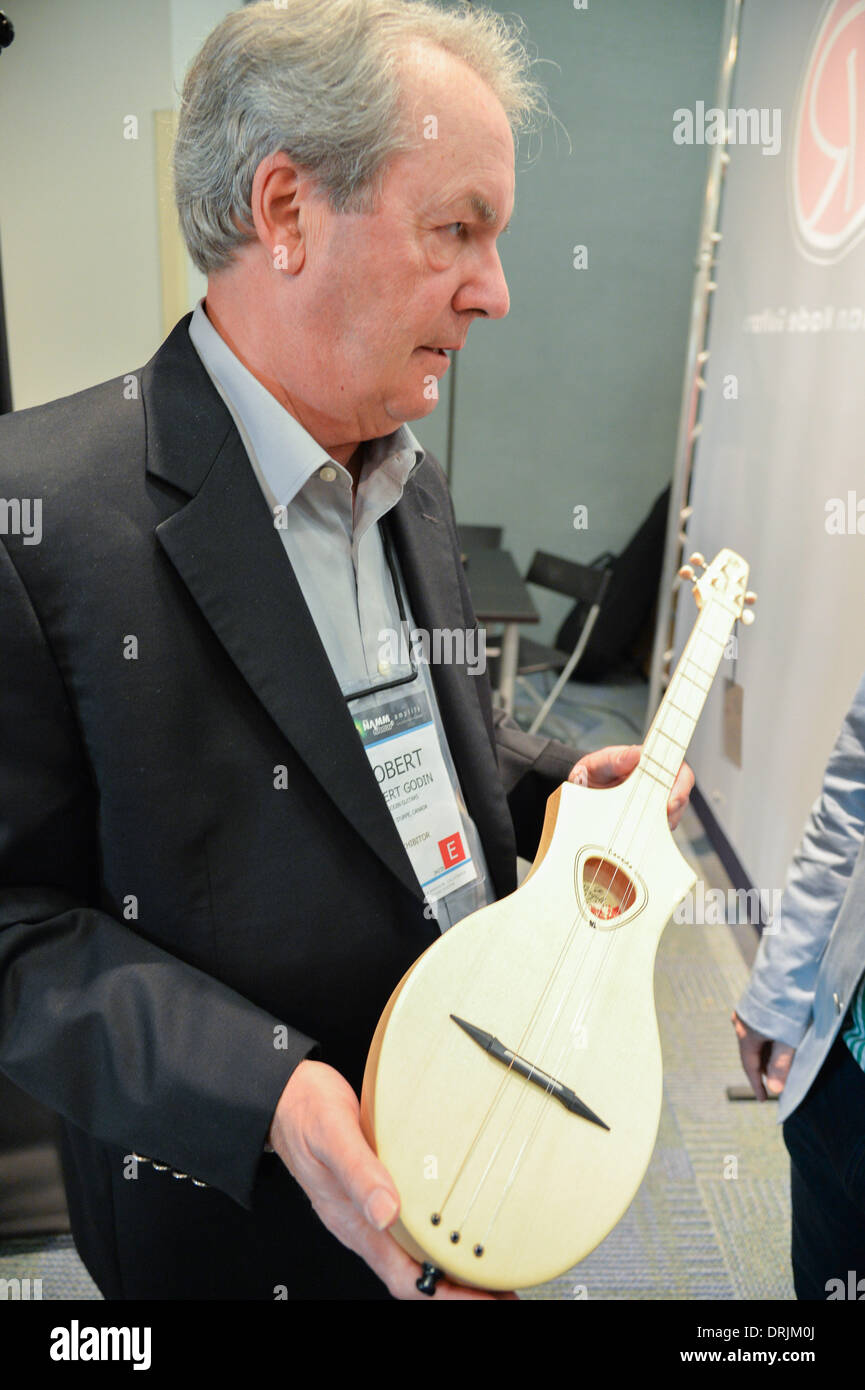 Godin guitars hi-res stock photography and images - Alamy