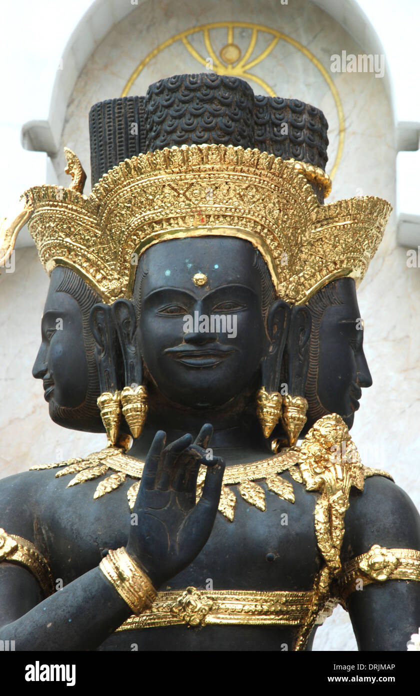 Trinity Symbol Sculpture Stock Photos & Trinity Symbol Sculpture Stock ...