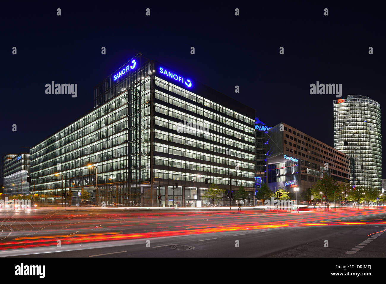 Sony centers hi-res stock photography and images - Alamy