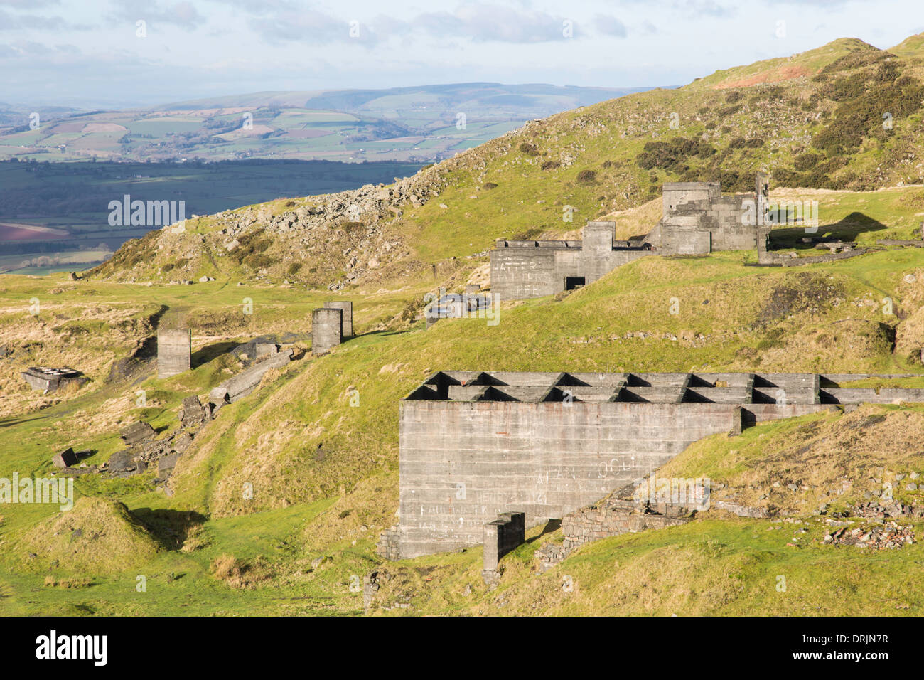 Quarry buildings hi-res stock photography and images - Alamy