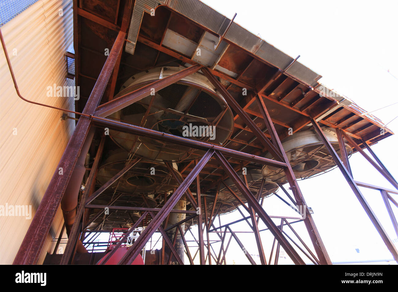 Chiller fan hi-res stock photography and images - Alamy