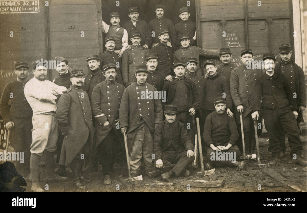 French soldier soldiers hi-res stock photography and images - Alamy