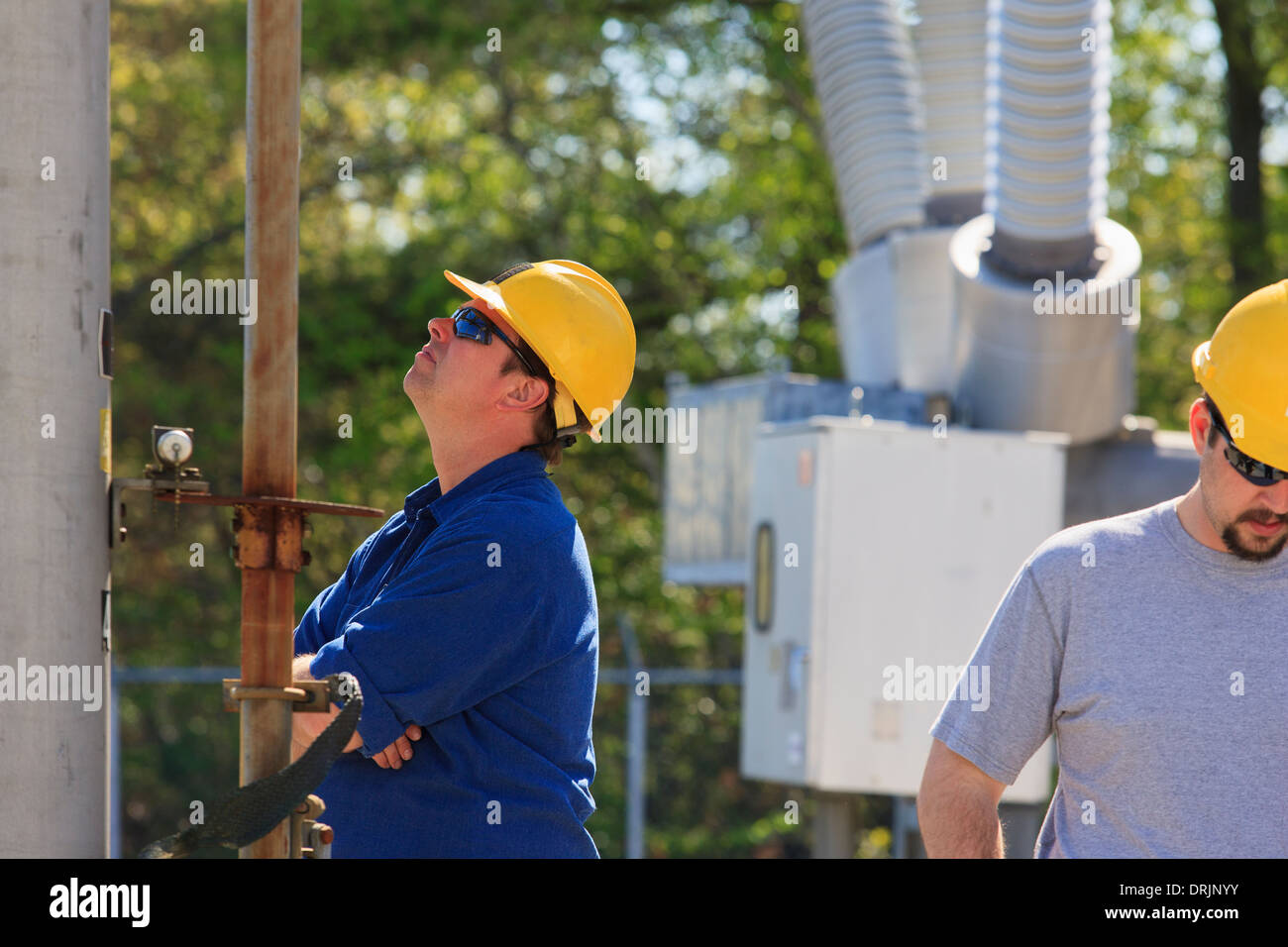 High voltage power distribution station hi-res stock photography and ...