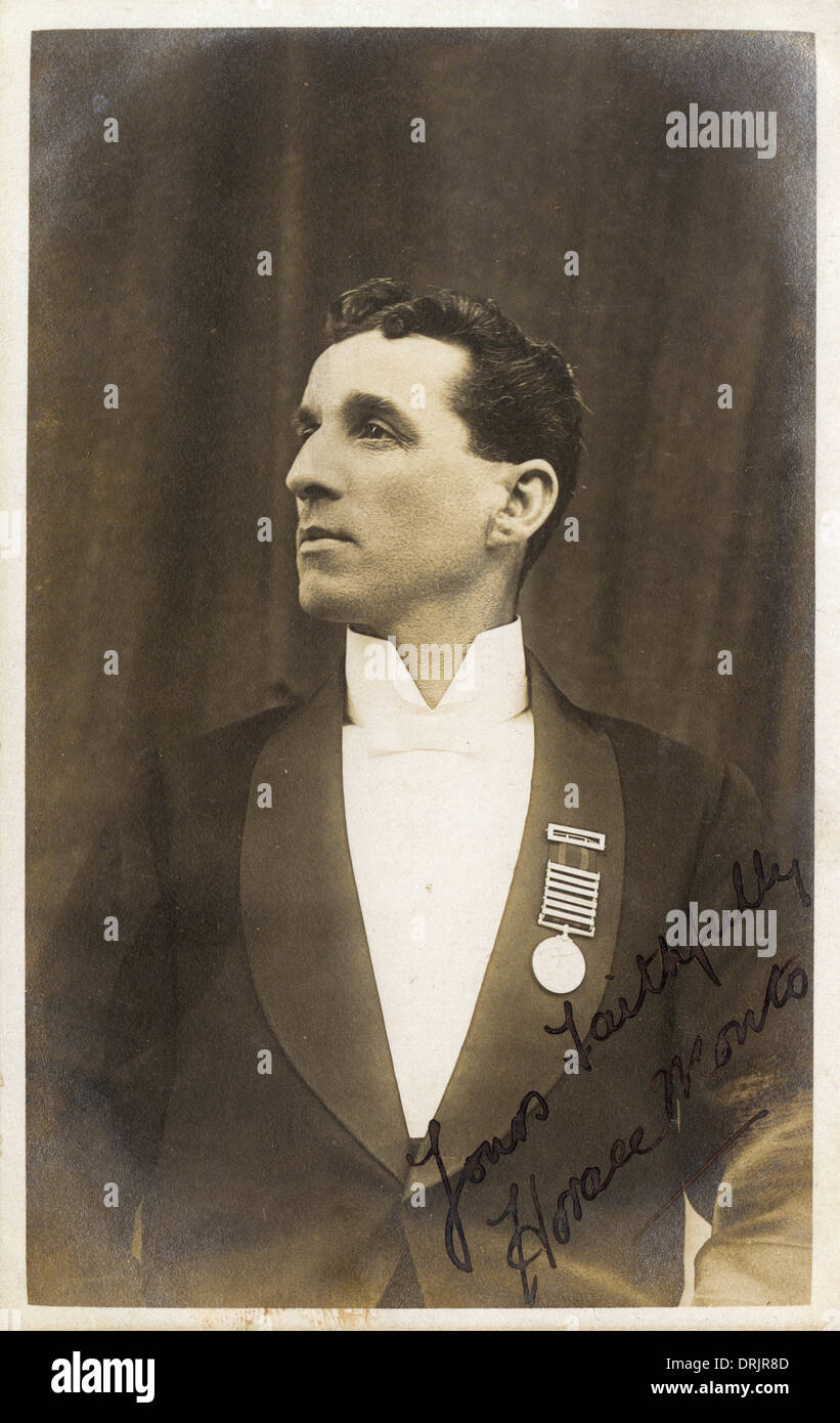 British soldier portrait hi-res stock photography and images - Alamy