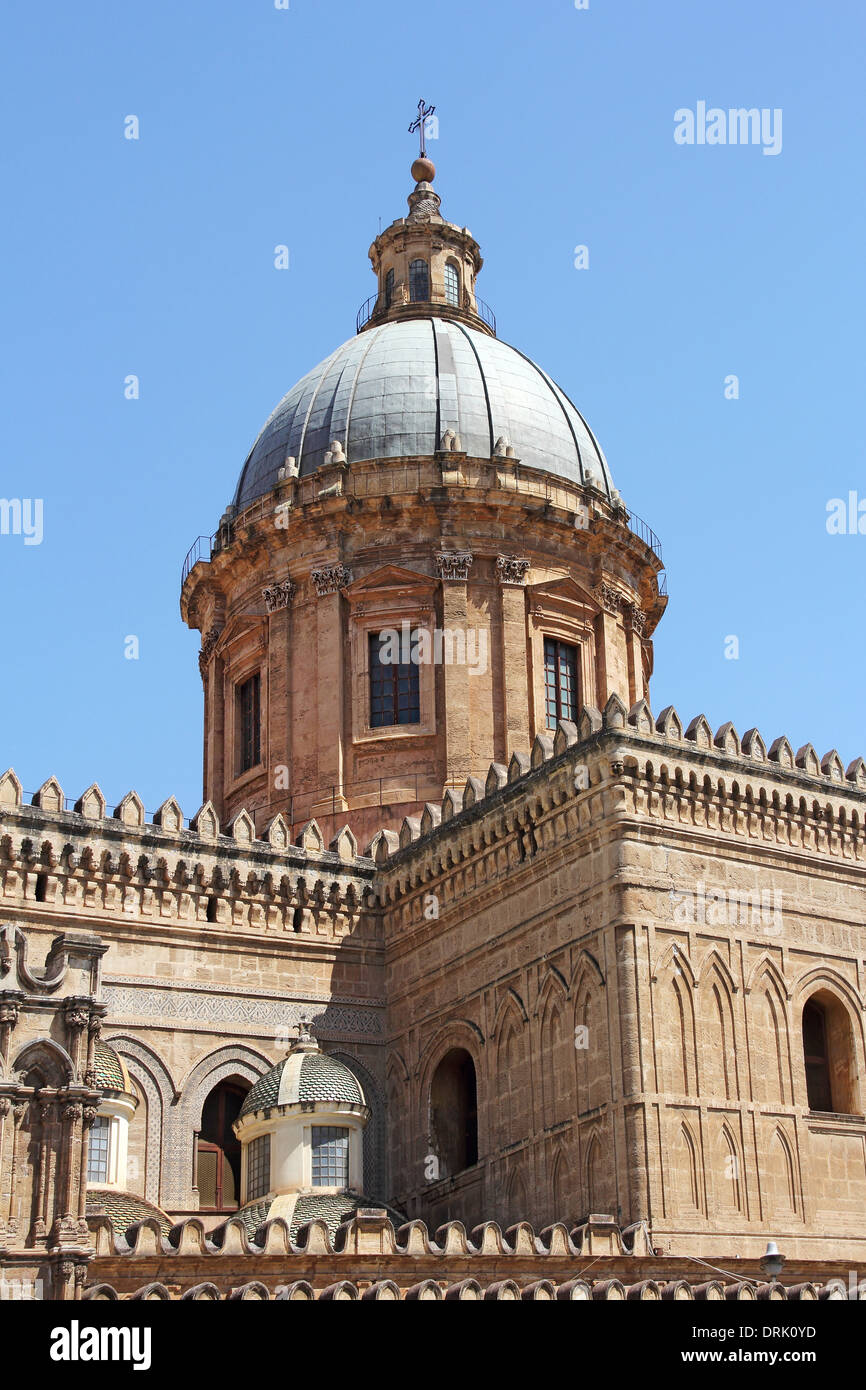 Maria assunta in cielo hi-res stock photography and images - Alamy