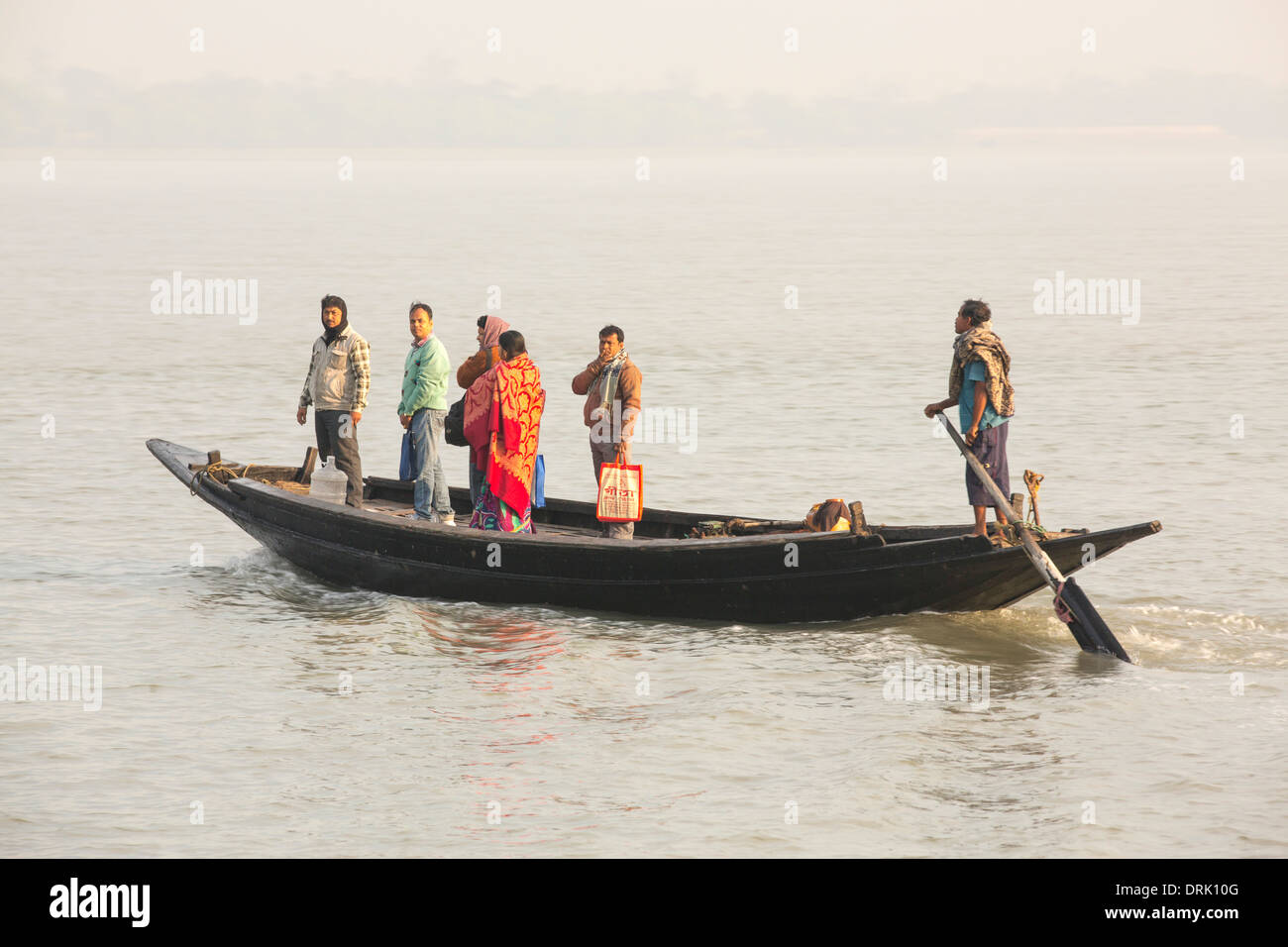 Boat carrying load hi-res stock photography and images - Alamy
