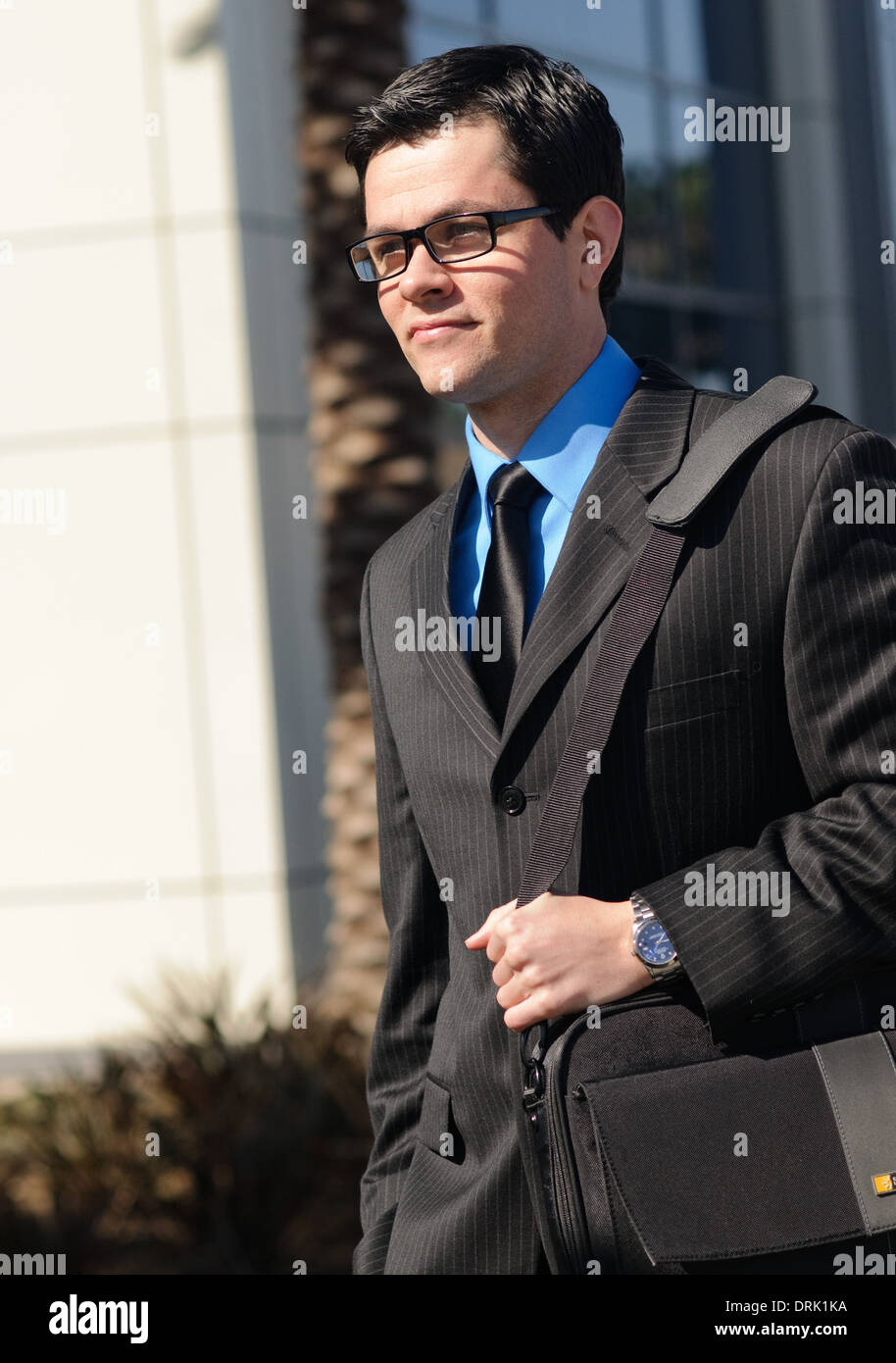 Lone businessman hi-res stock photography and images - Alamy