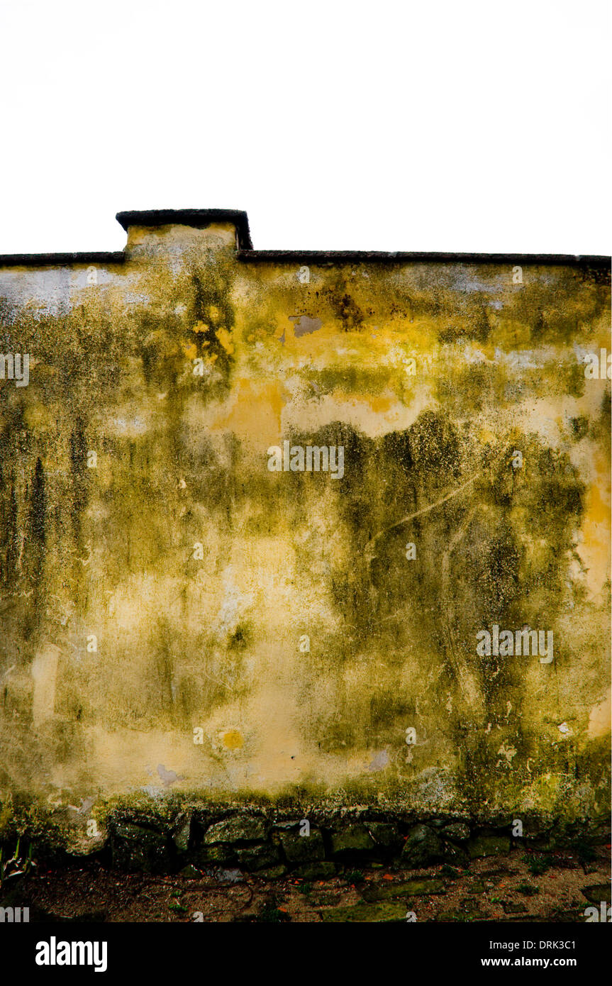 Distressed wall hi-res stock photography and images - Alamy