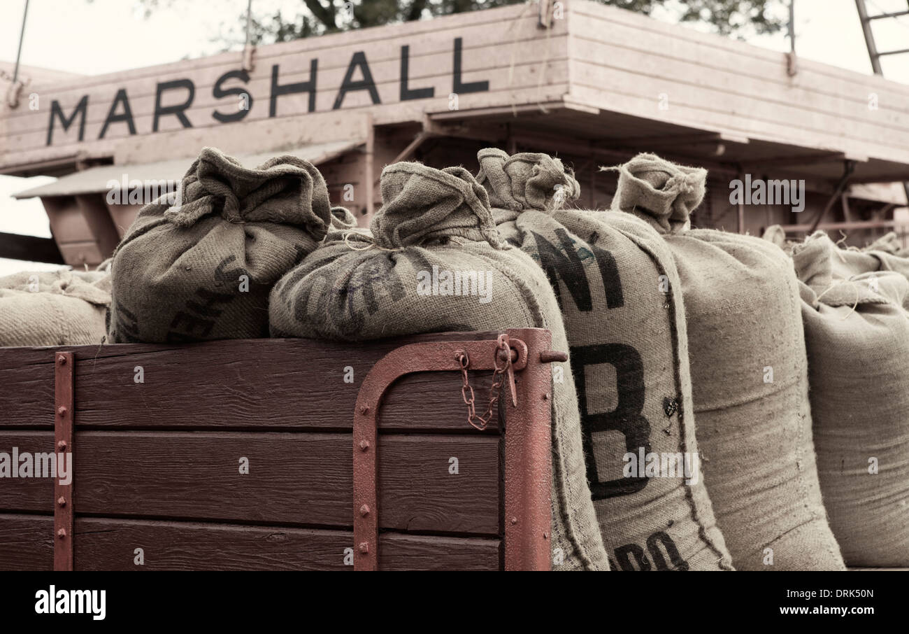 Marshall threshing machine hi-res stock photography and images - Alamy