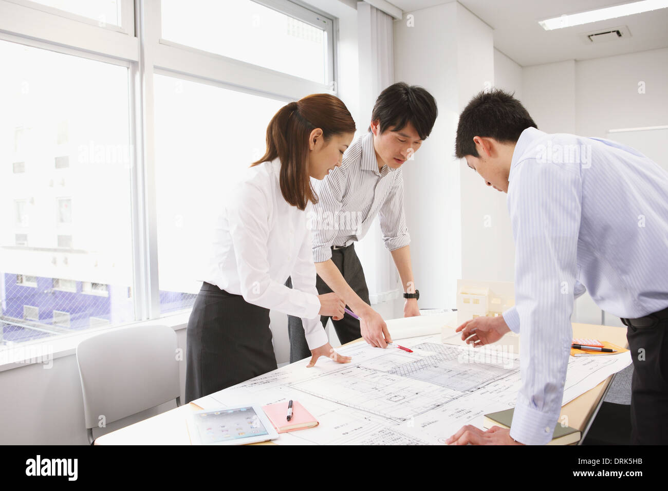 Japanese business people Stock Photo - Alamy