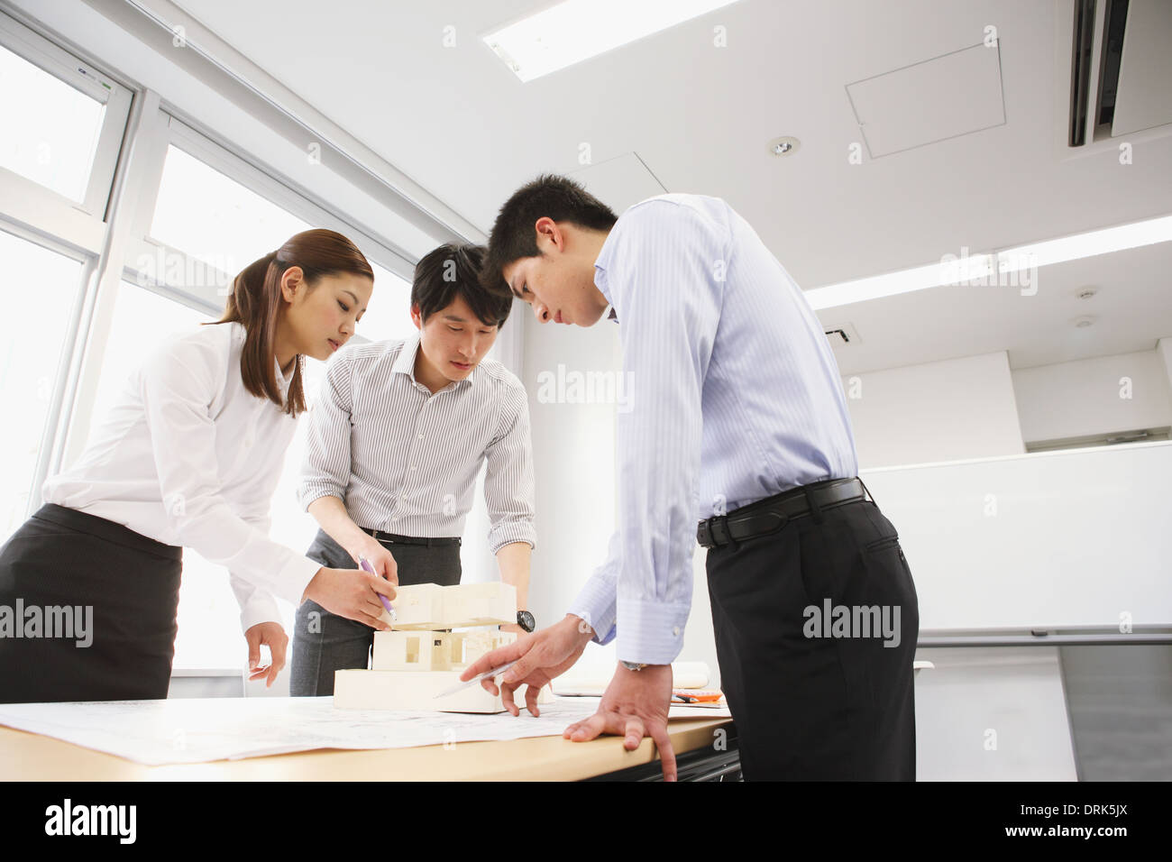 Japanese business people Stock Photo - Alamy