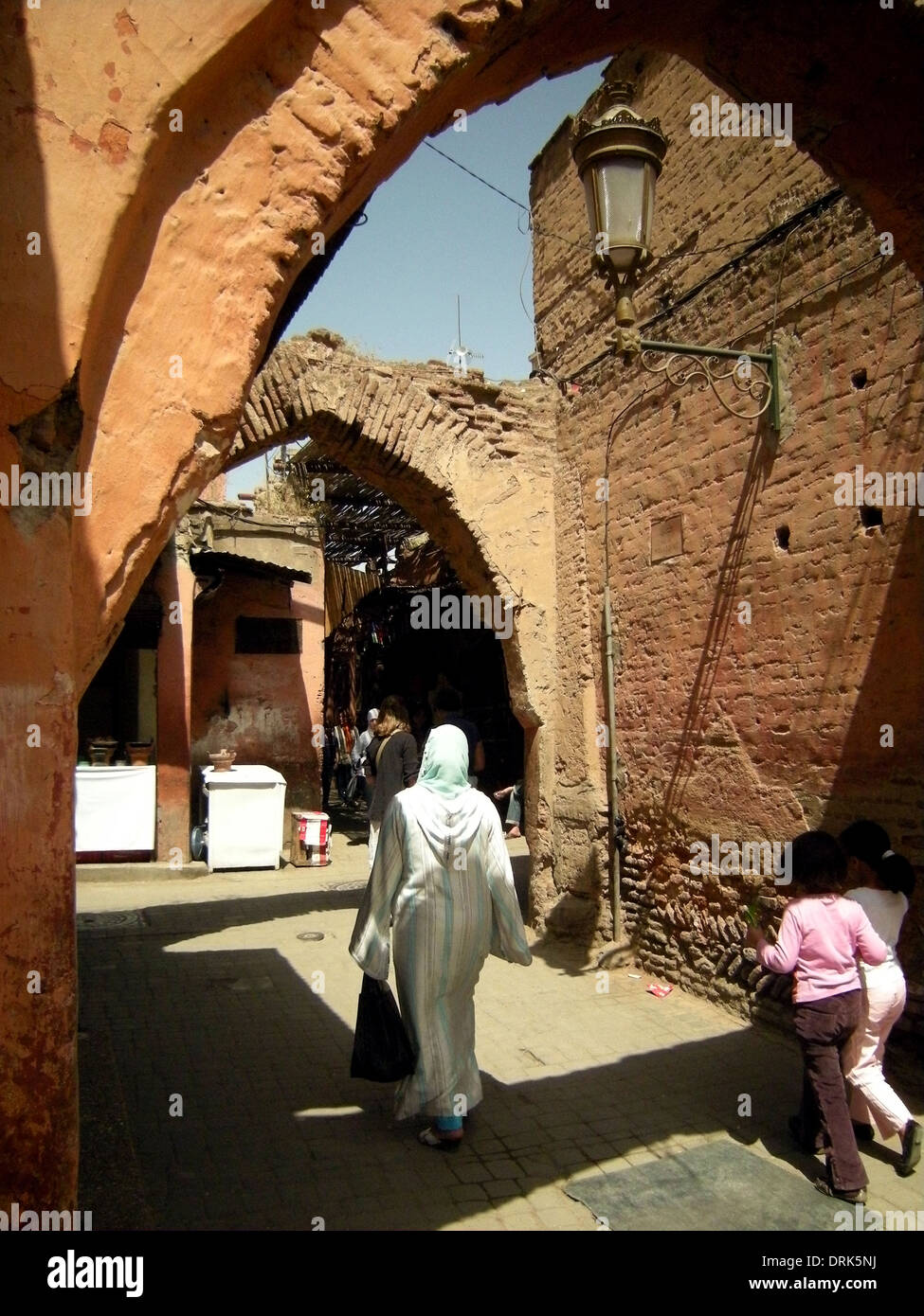 Canopied street hi-res stock photography and images - Alamy