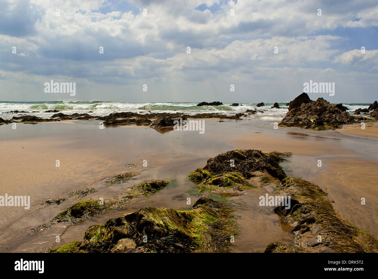 Incoming low clouds hi-res stock photography and images - Alamy