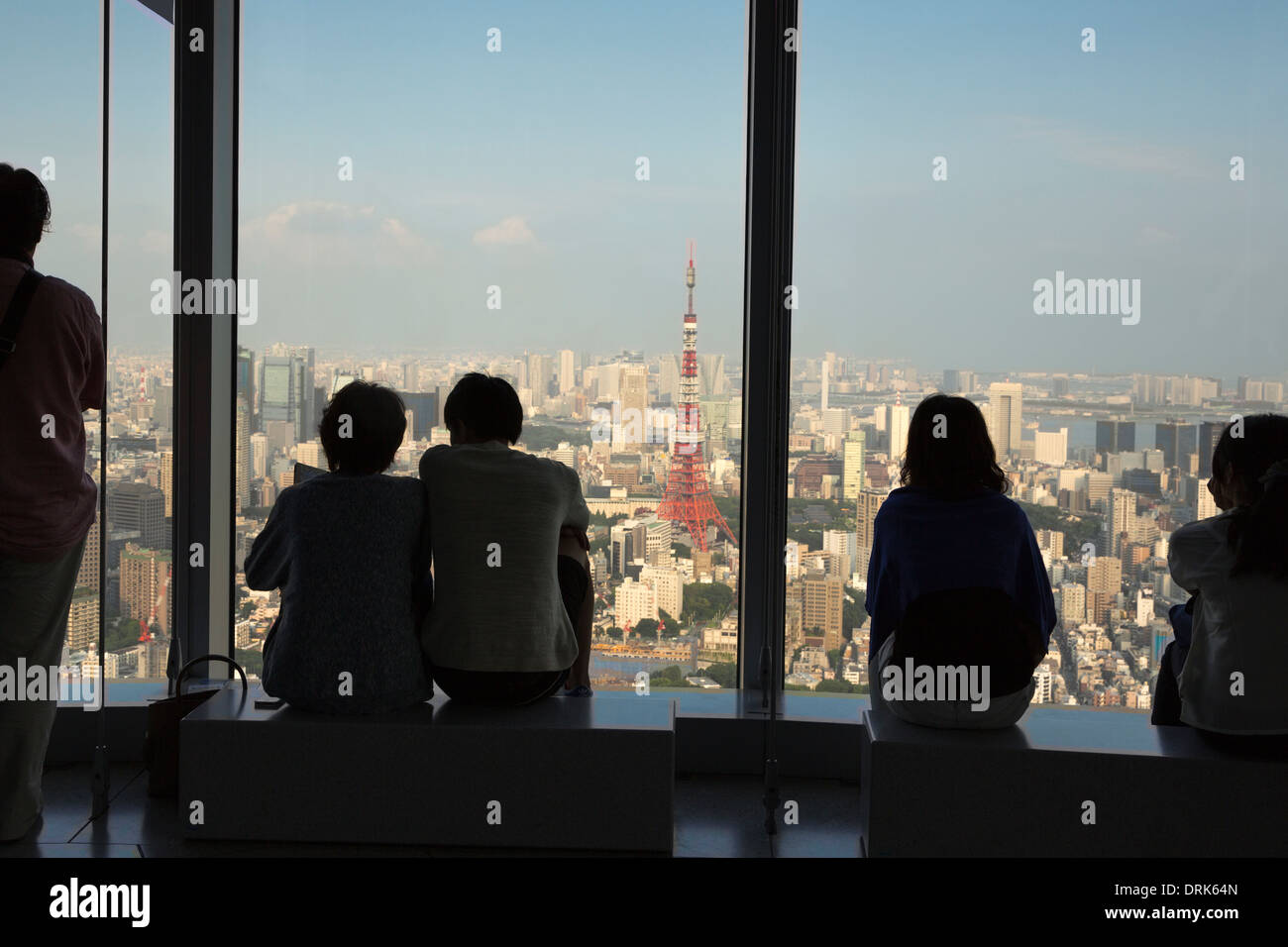 Tokyo window view hi-res stock photography and images - Alamy
