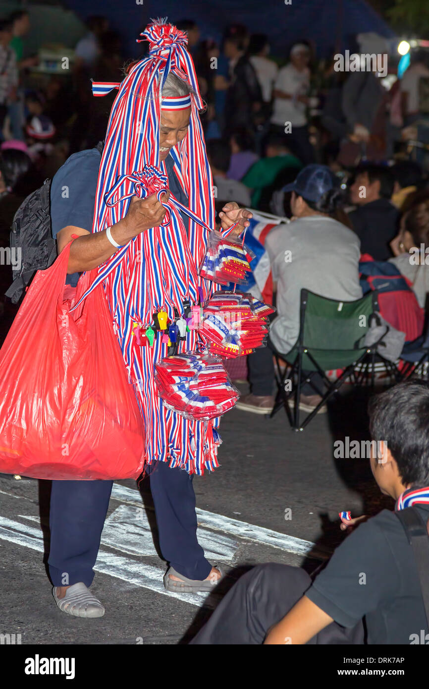 Customer demonstration hi-res stock photography and images - Alamy