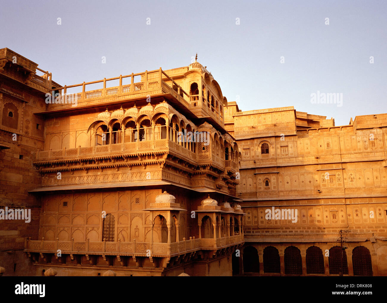 Indian building hi-res stock photography and images - Alamy