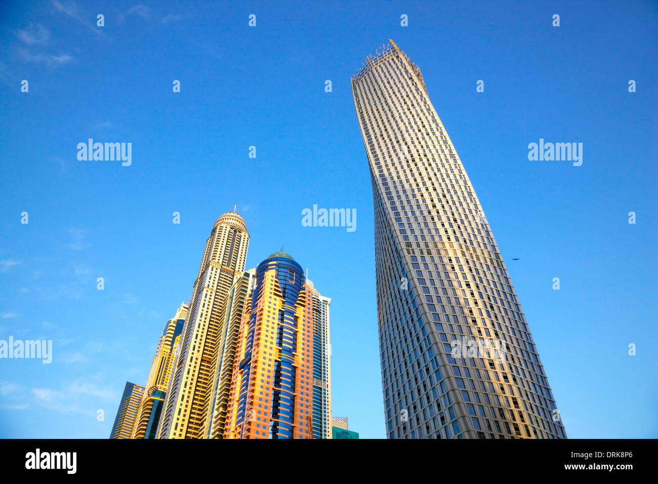 Twisted tower (Cayan tower) - Dubai Marina Stock Photo - Alamy