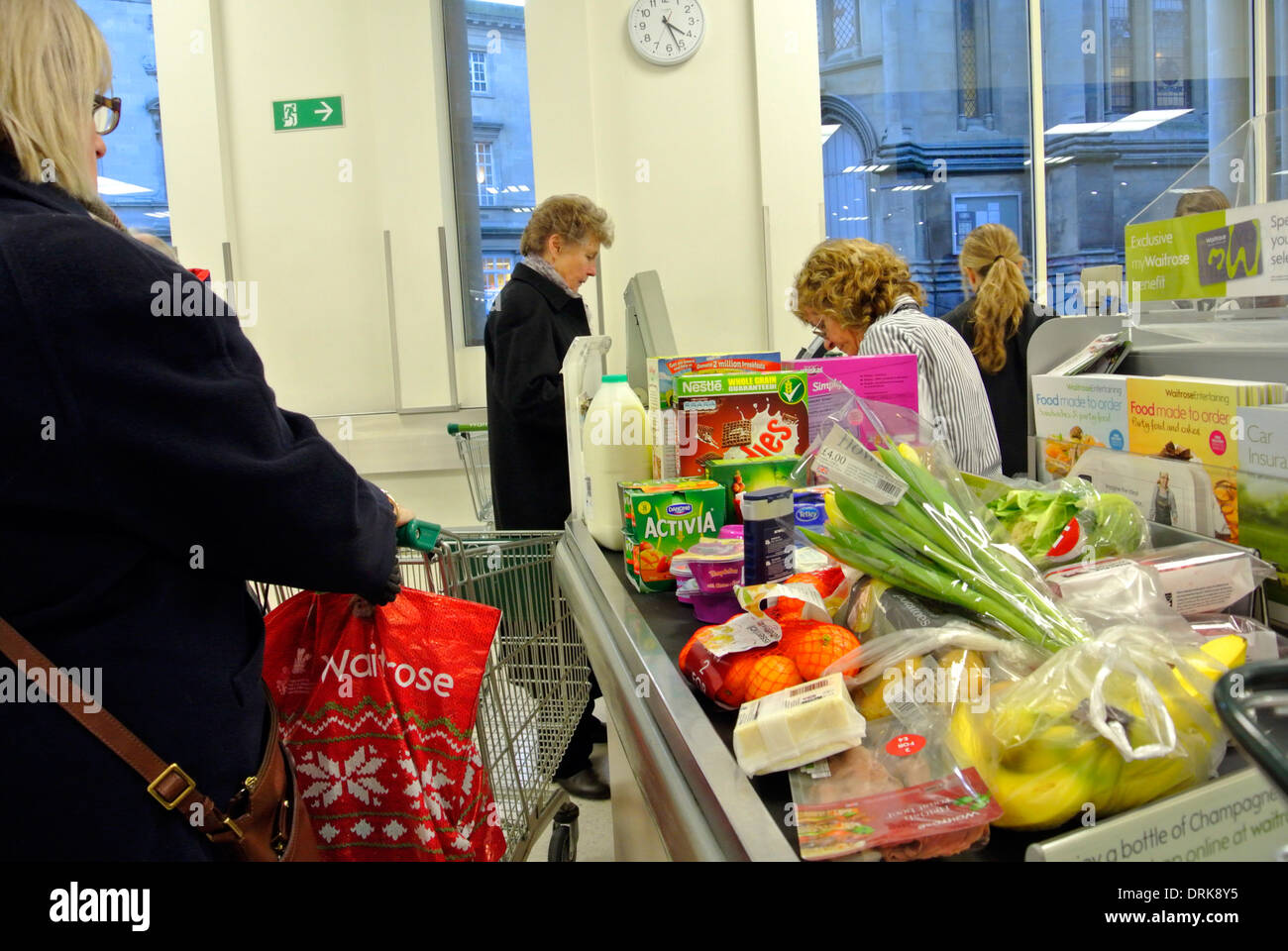 Supermarket supermarkets hi-res stock photography and images - Alamy