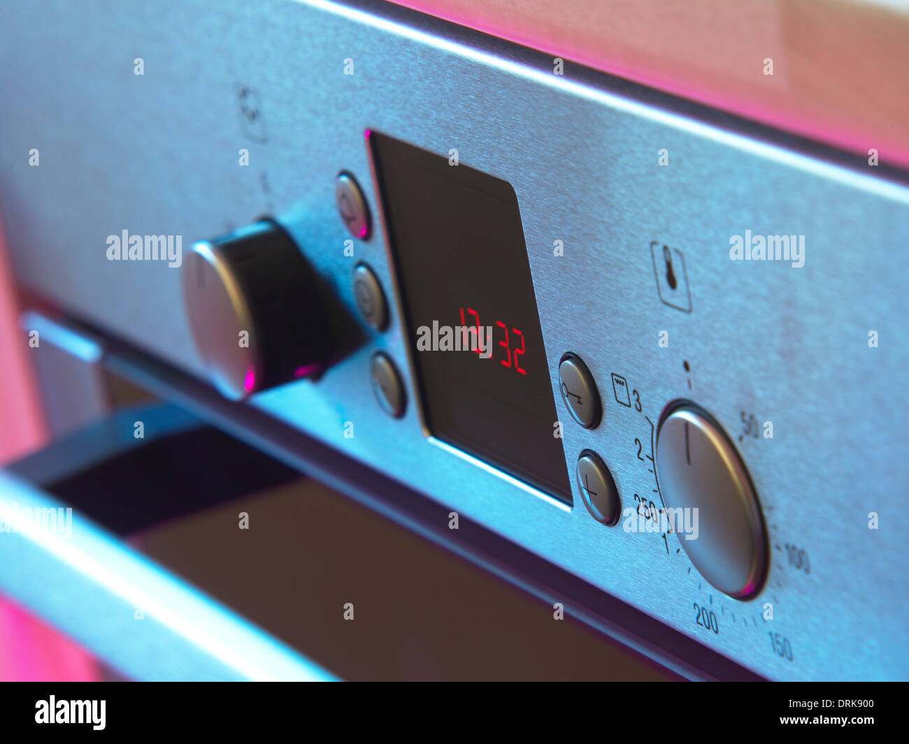 Cooker and oven hob in kitchen Stock Photo - Alamy
