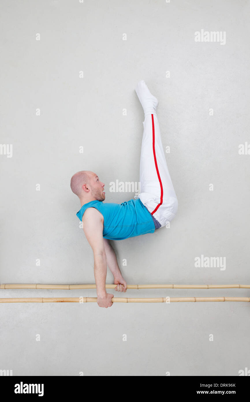 Parallel motion hi-res stock photography and images - Alamy