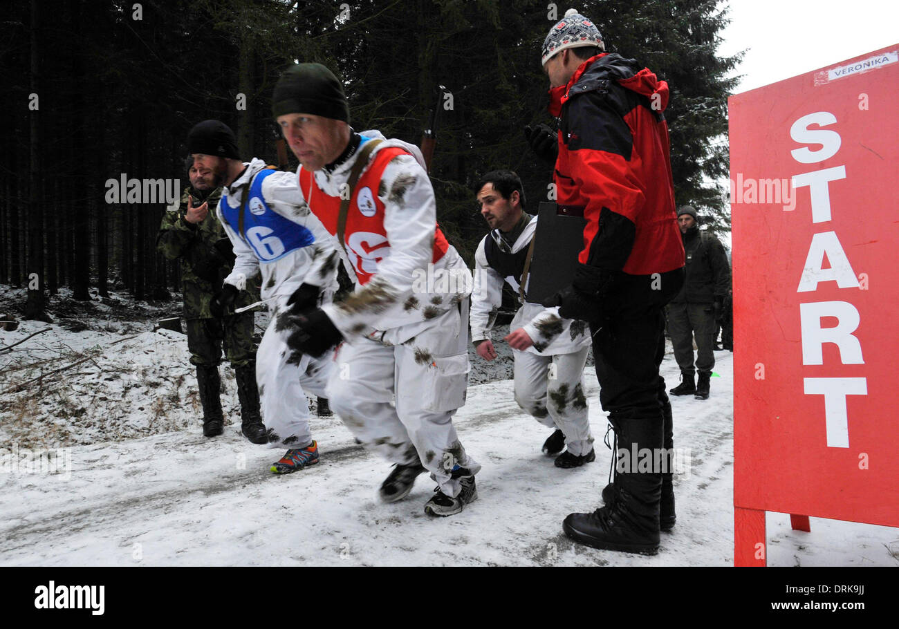 Infantry competition hi-res stock photography and images - Alamy