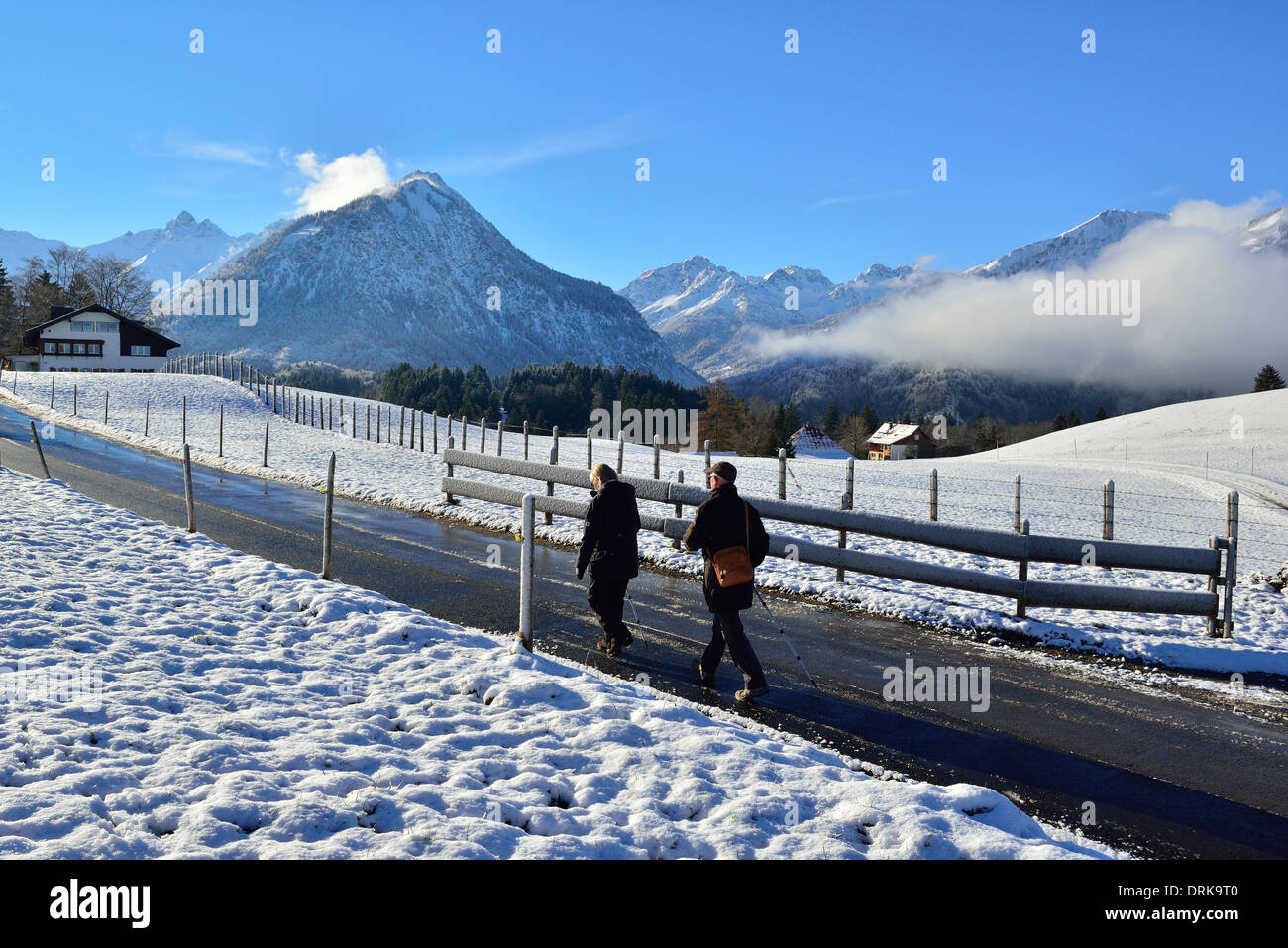 Brisk walk hi-res stock photography and images - Alamy