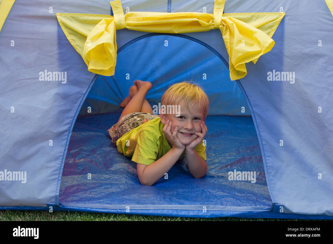 Barefoot vacation camping tent hi-res stock photography and images - Alamy