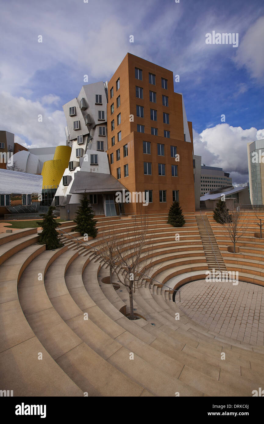 Frank Gehry Architecture of the Ray and Maria Stata Center at MIT ...
