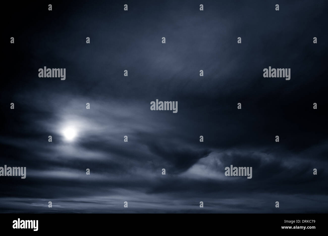 Angry clouds hi-res stock photography and images - Alamy