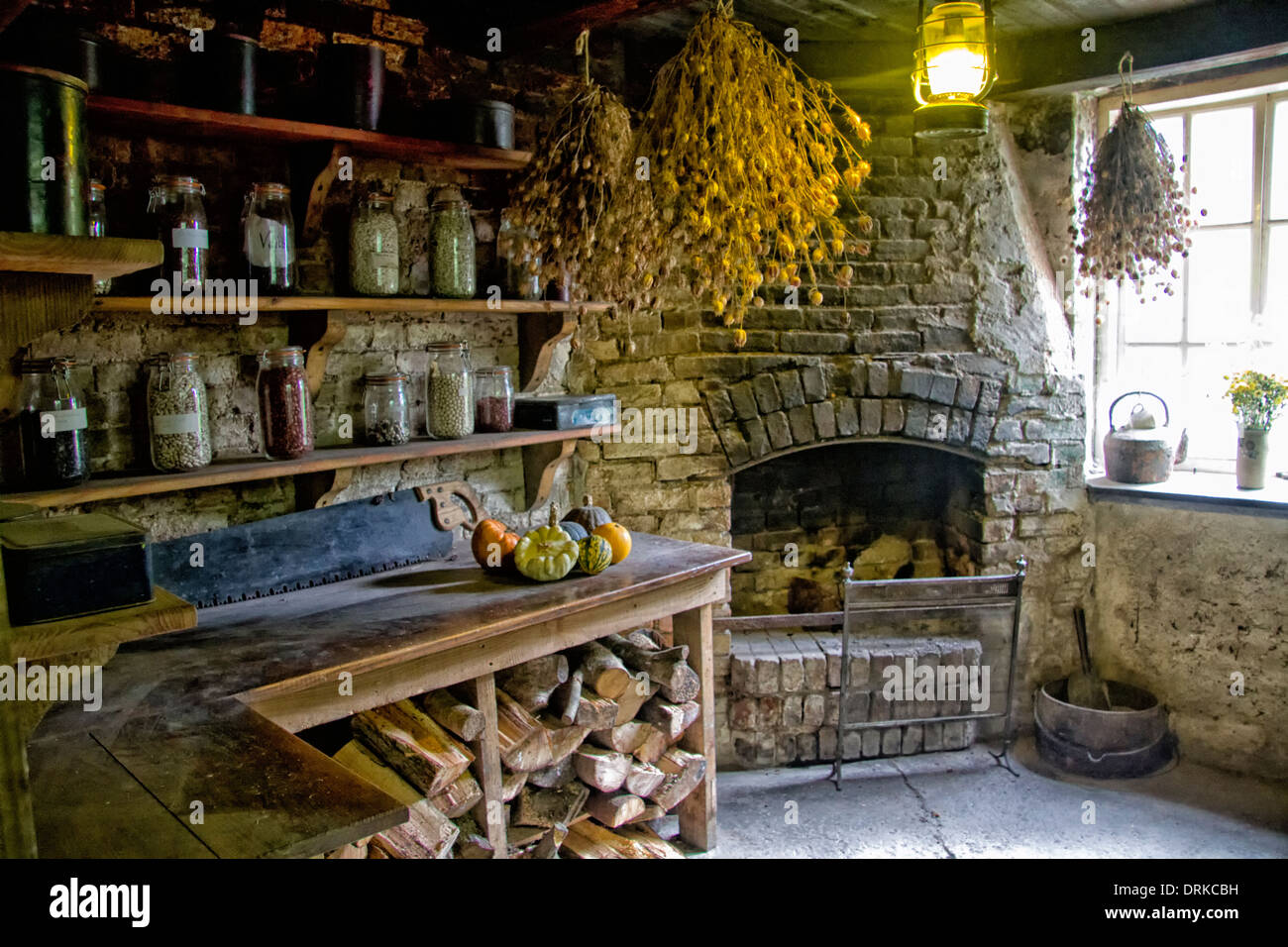 Brick england house interior hi-res stock photography and images - Alamy