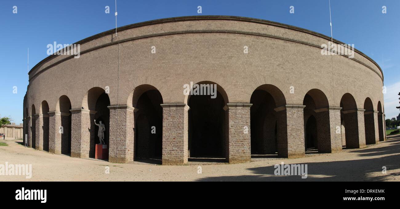 The Archaeological Park Xanten (APX), t is an outdoor museum with ...
