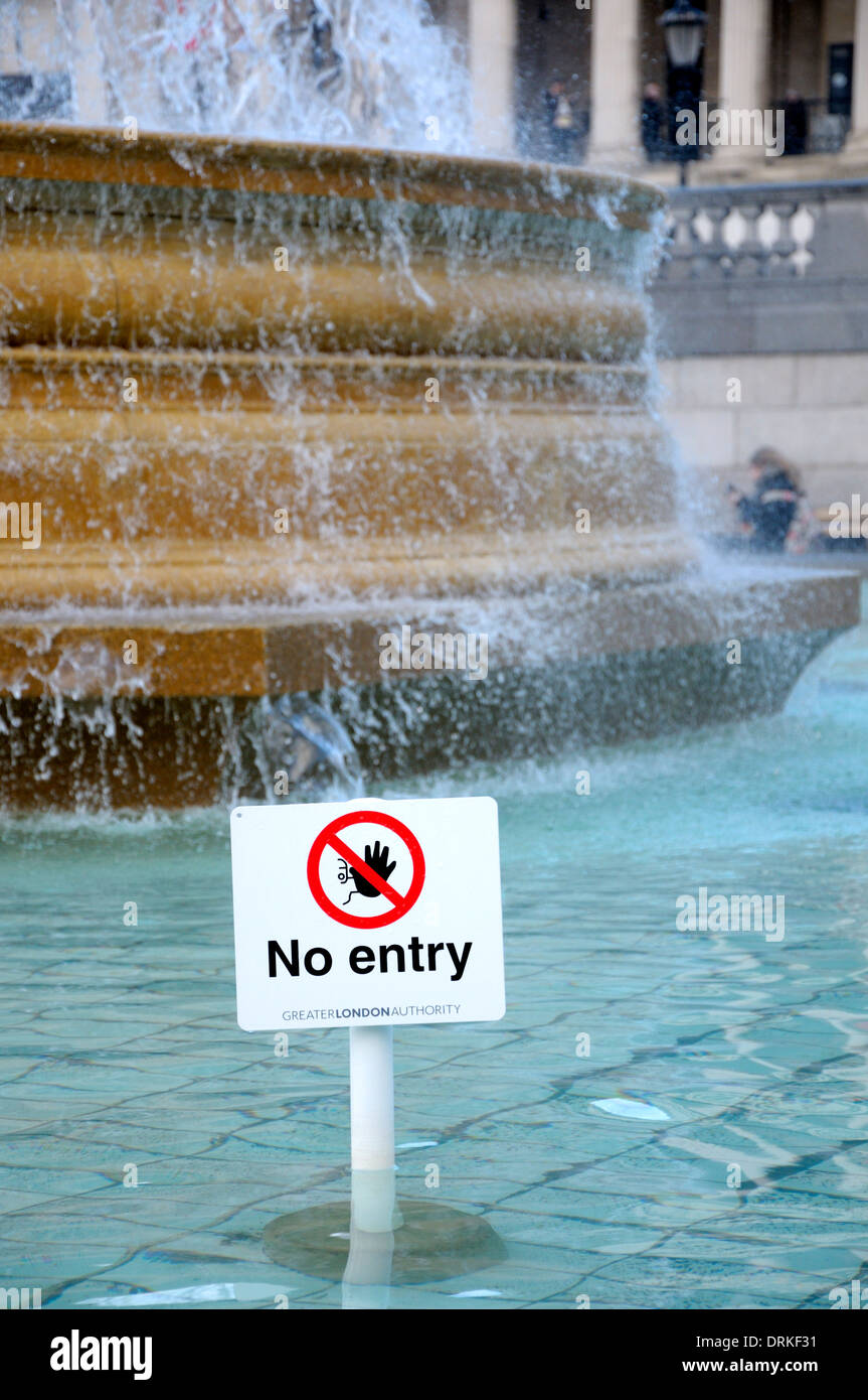 London, England, UK. No Entry sign in a fountain in Trafalgar Square ...