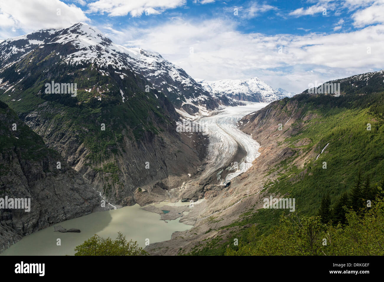 Canada alaska border hi-res stock photography and images - Alamy