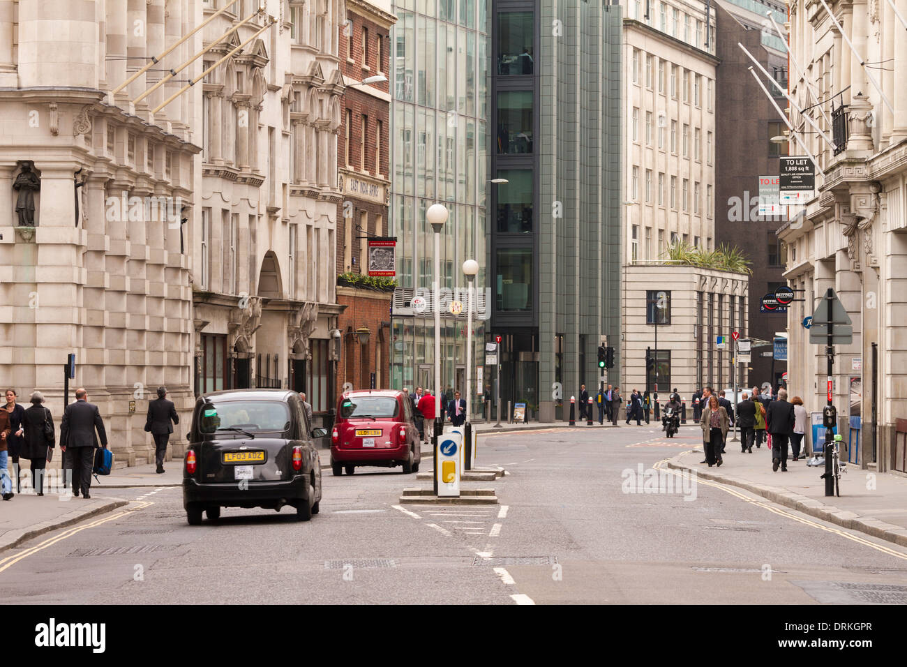 Office workers city of london hi-res stock photography and images - Alamy