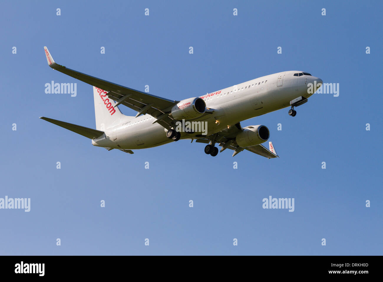 Side view 737 hi-res stock photography and images - Alamy