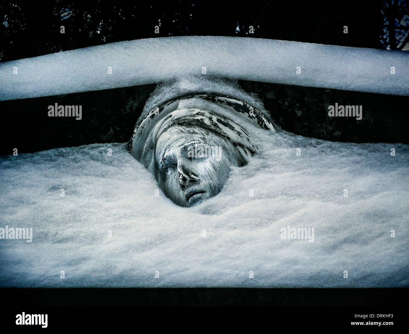 Sinking cemetery hi-res stock photography and images - Alamy