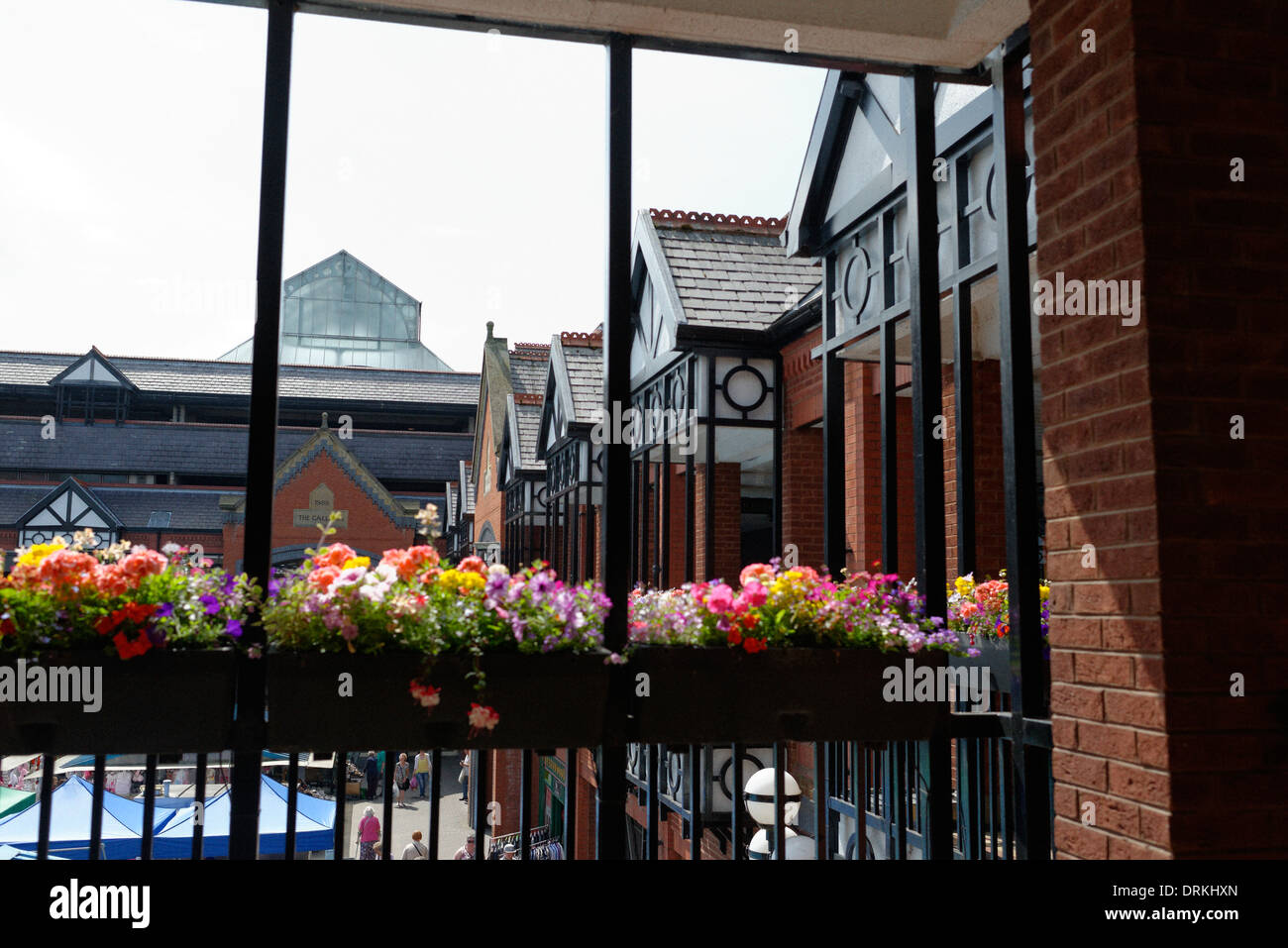 Shopping in Wigan Lancashire - the galleries centre Stock Photo - Alamy