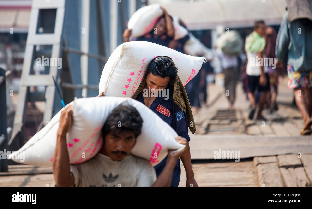 Unloading rice at the port, Yangon, Myanmar Stock Photo - Alamy