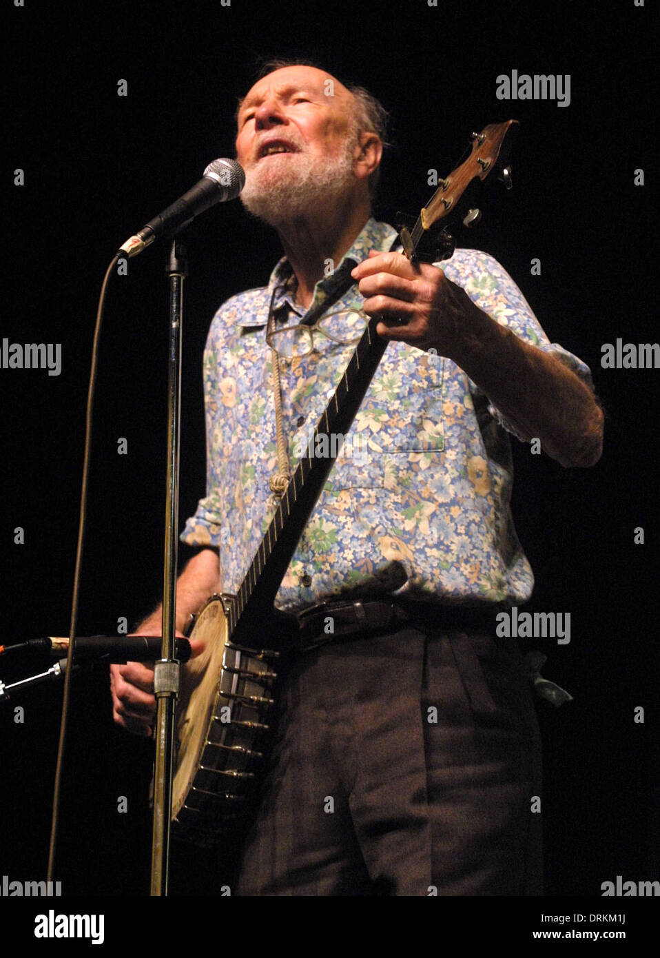 American counterculture of the 1960s hi-res stock photography and ...