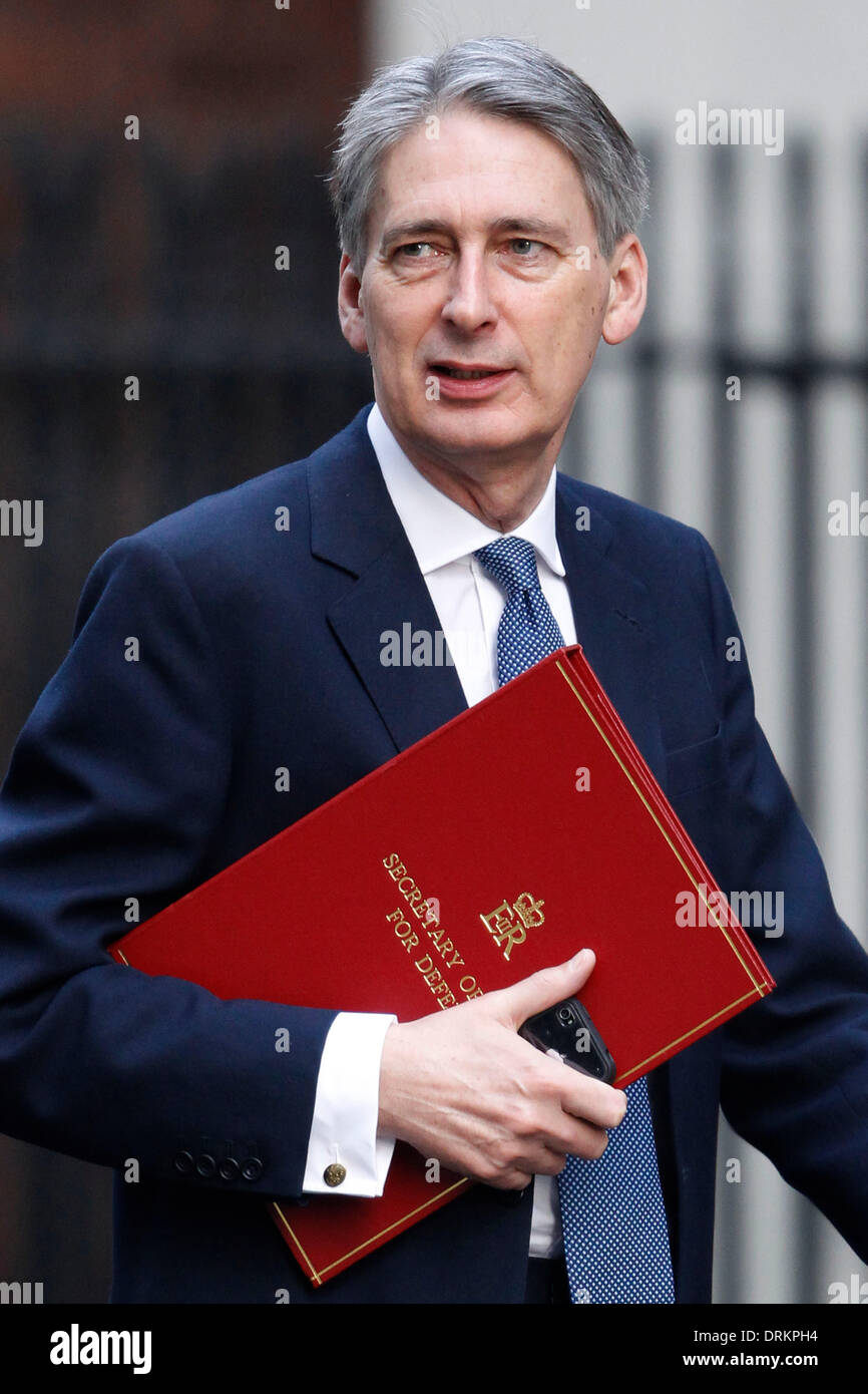 Philip hammond mp defence secretary hi-res stock photography and images ...