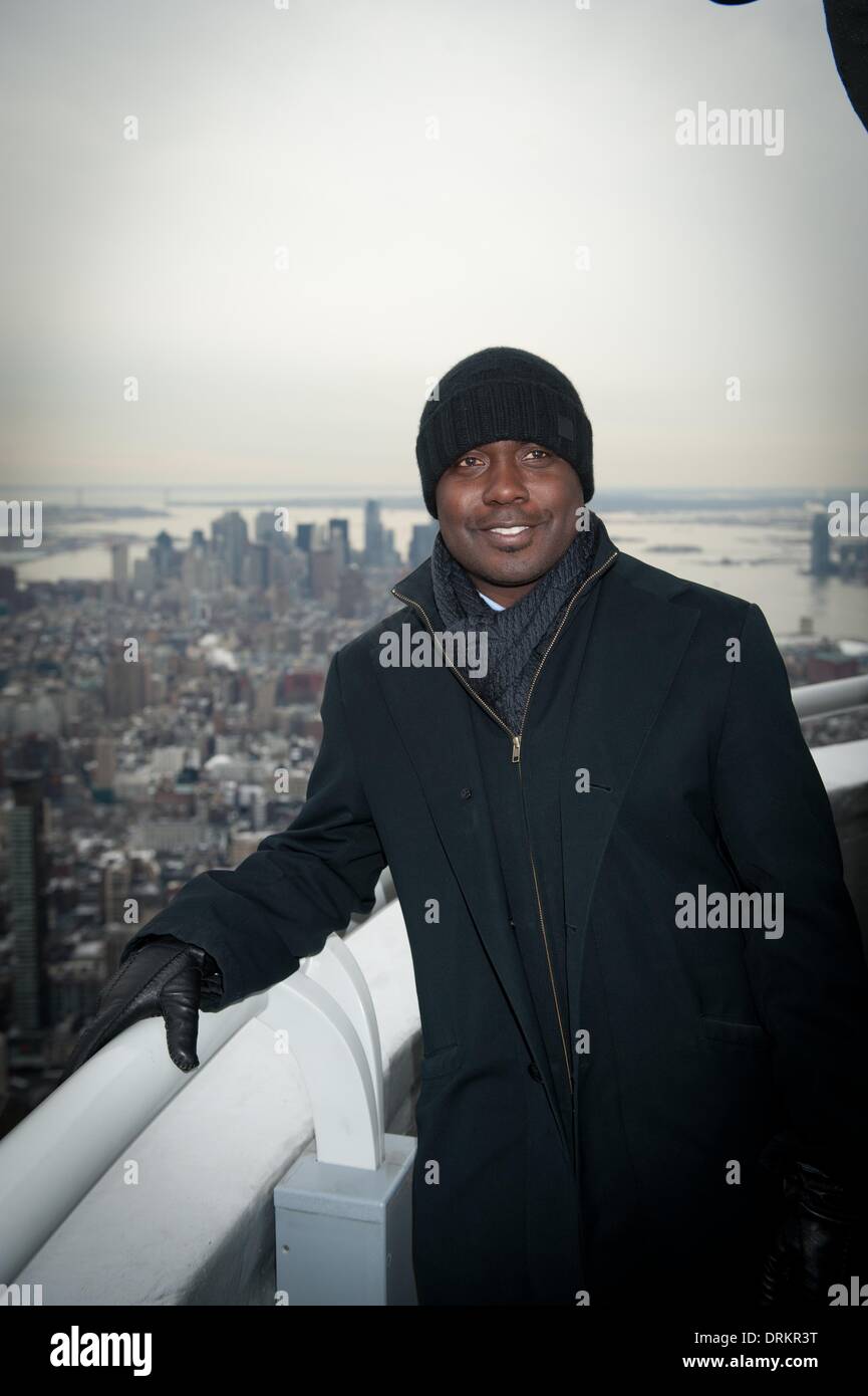 Nfl running back marshall faulk hi-res stock photography and images - Alamy