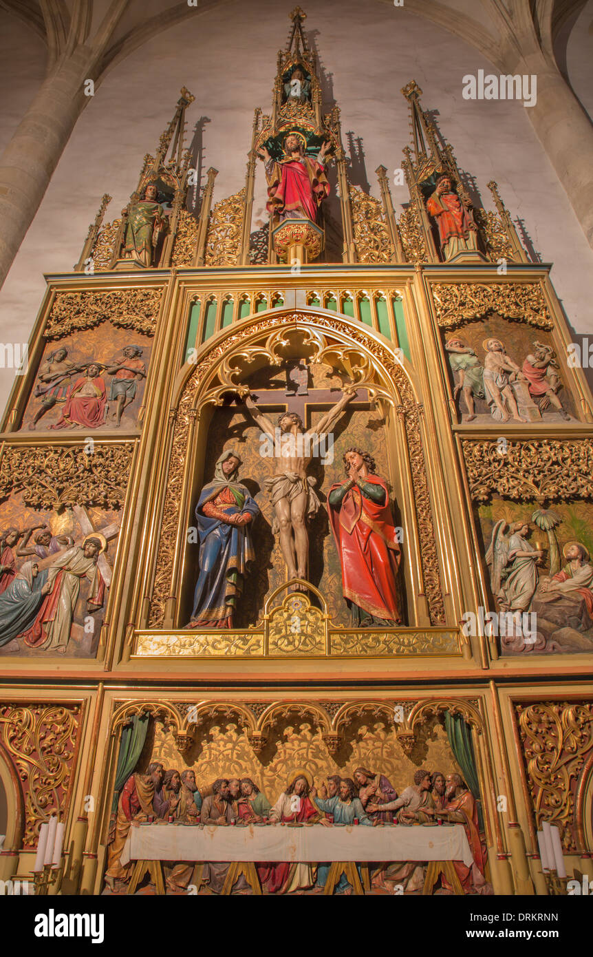 Side altar hi-res stock photography and images - Alamy