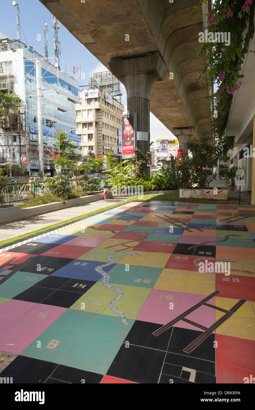 Snakes and ladders india High Resolution Stock Photography and Images ...