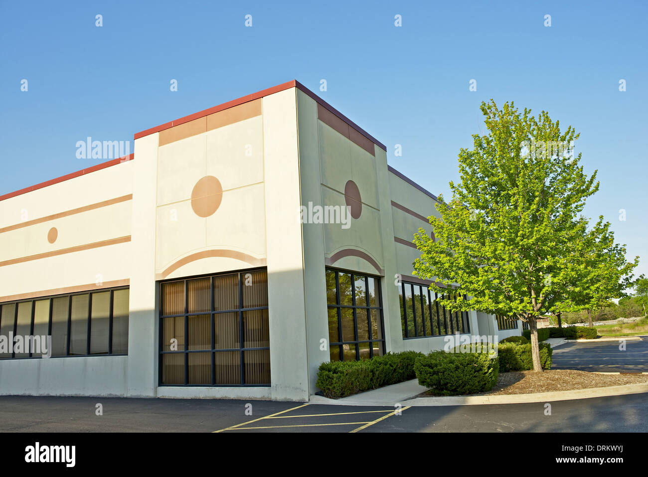 Commercial corner hi-res stock photography and images - Alamy