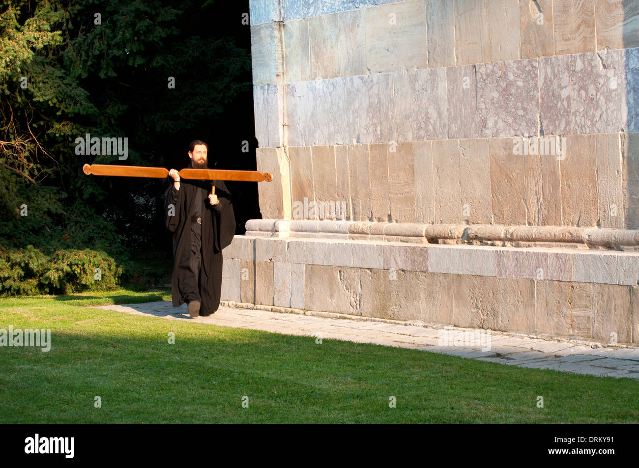 Othodox monk hi-res stock photography and images - Alamy