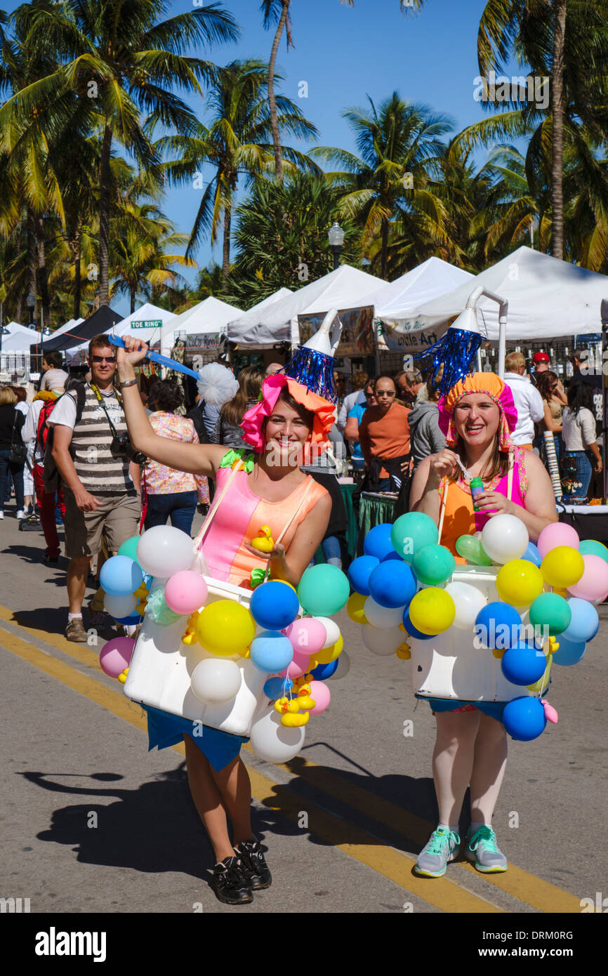 Miami Beach Florida,Ocean Drive,Art Deco Weekend,festival,street fair ...