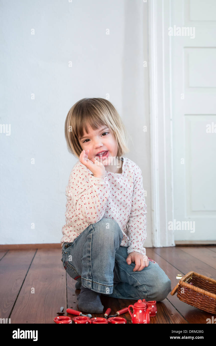 Little girl telling something Stock Photo - Alamy