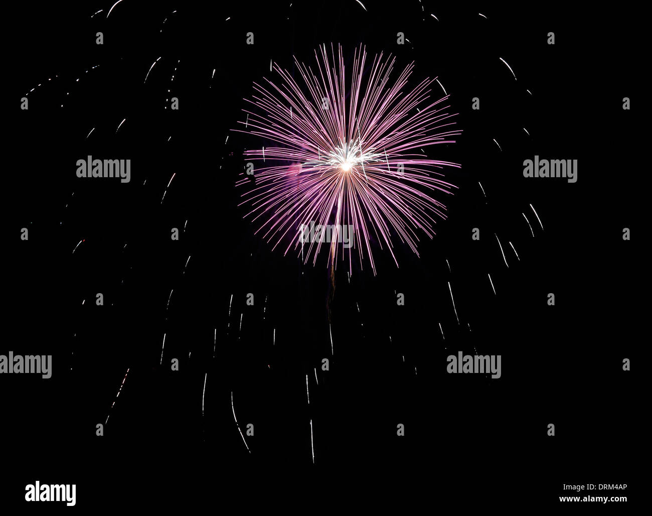White fireworks hi-res stock photography and images - Alamy