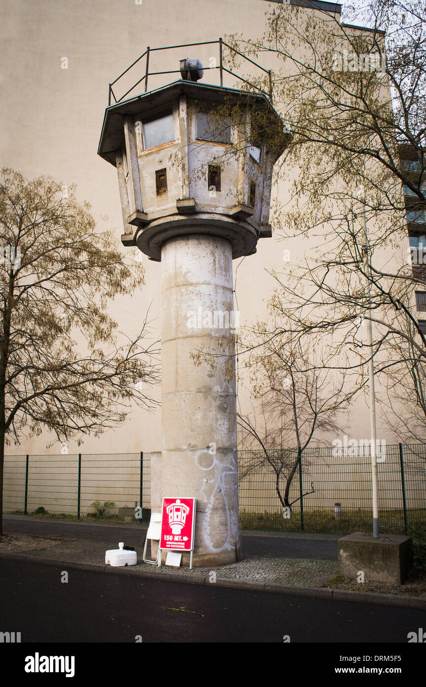 panoramic vision watch tower, watchtower, Berlin Wall Stock Photo - Alamy