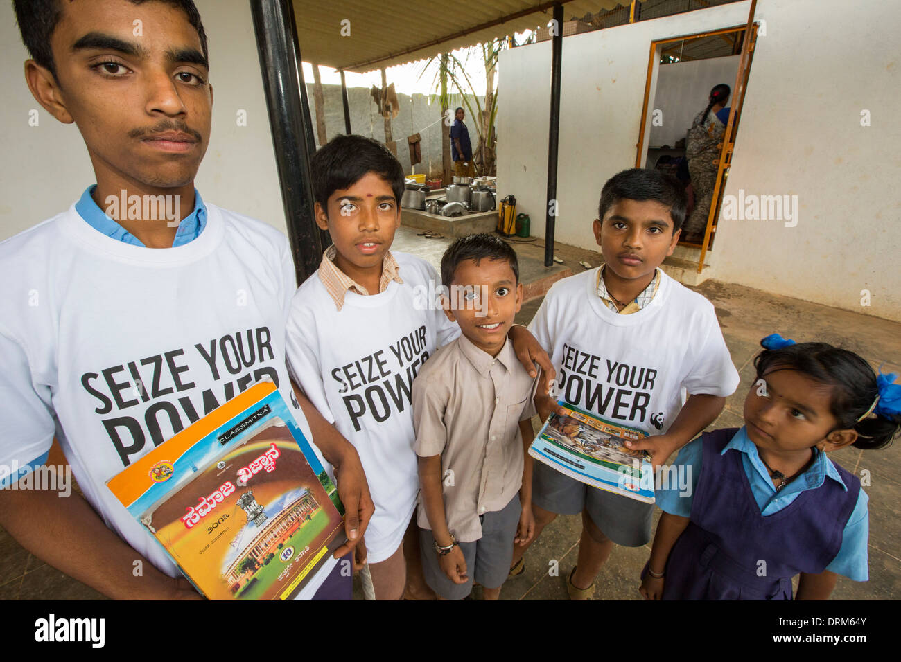 Wwf campaign hi-res stock photography and images - Alamy